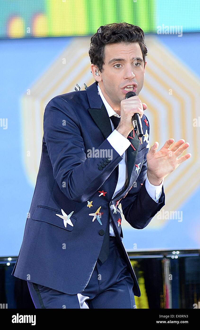 New York, NY, USA. 3rd July, 2015. Mika on stage for ABC's Good Morning ...