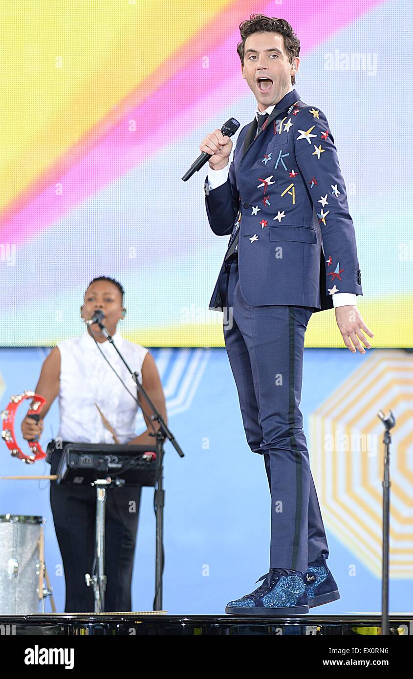 New York, NY, USA. 3rd July, 2015. Mika on stage for ABC's Good Morning ...