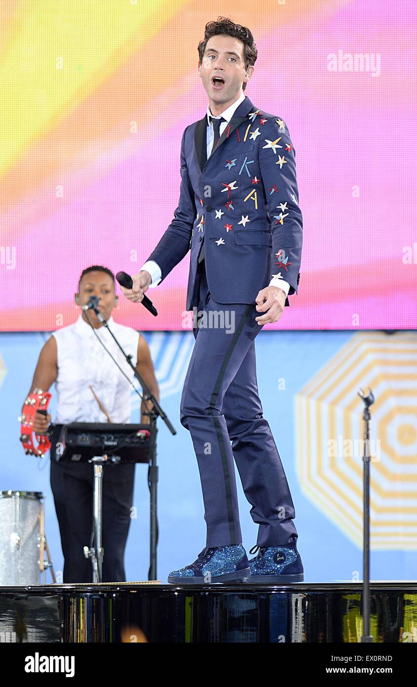 New York, NY, USA. 3rd July, 2015. Mika on stage for ABC's Good Morning ...