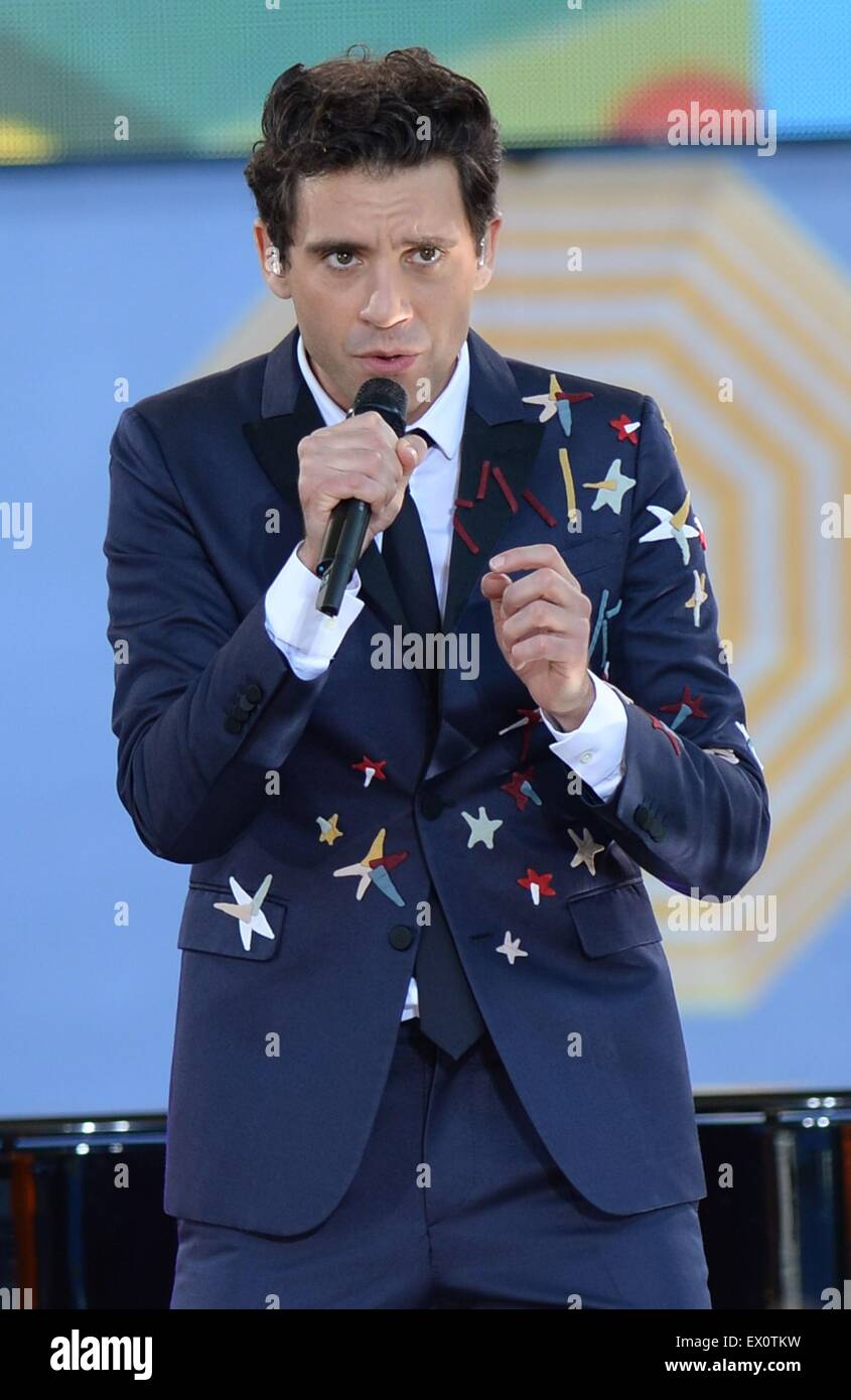 New York, NY, USA. 3rd July, 2015. Mika on stage for ABC's Good Morning ...