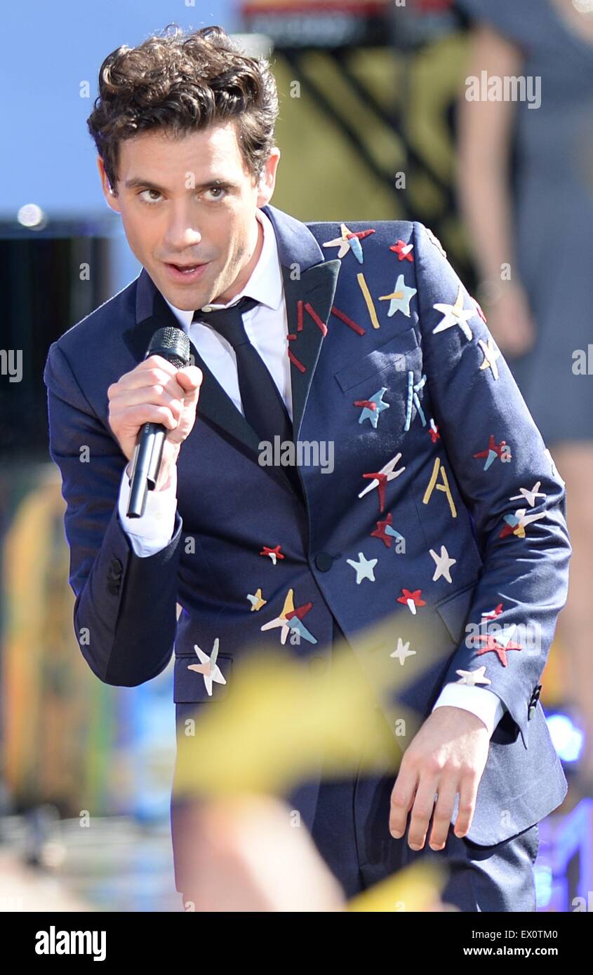 New York, NY, USA. 3rd July, 2015. Mika on stage for ABC's Good Morning ...
