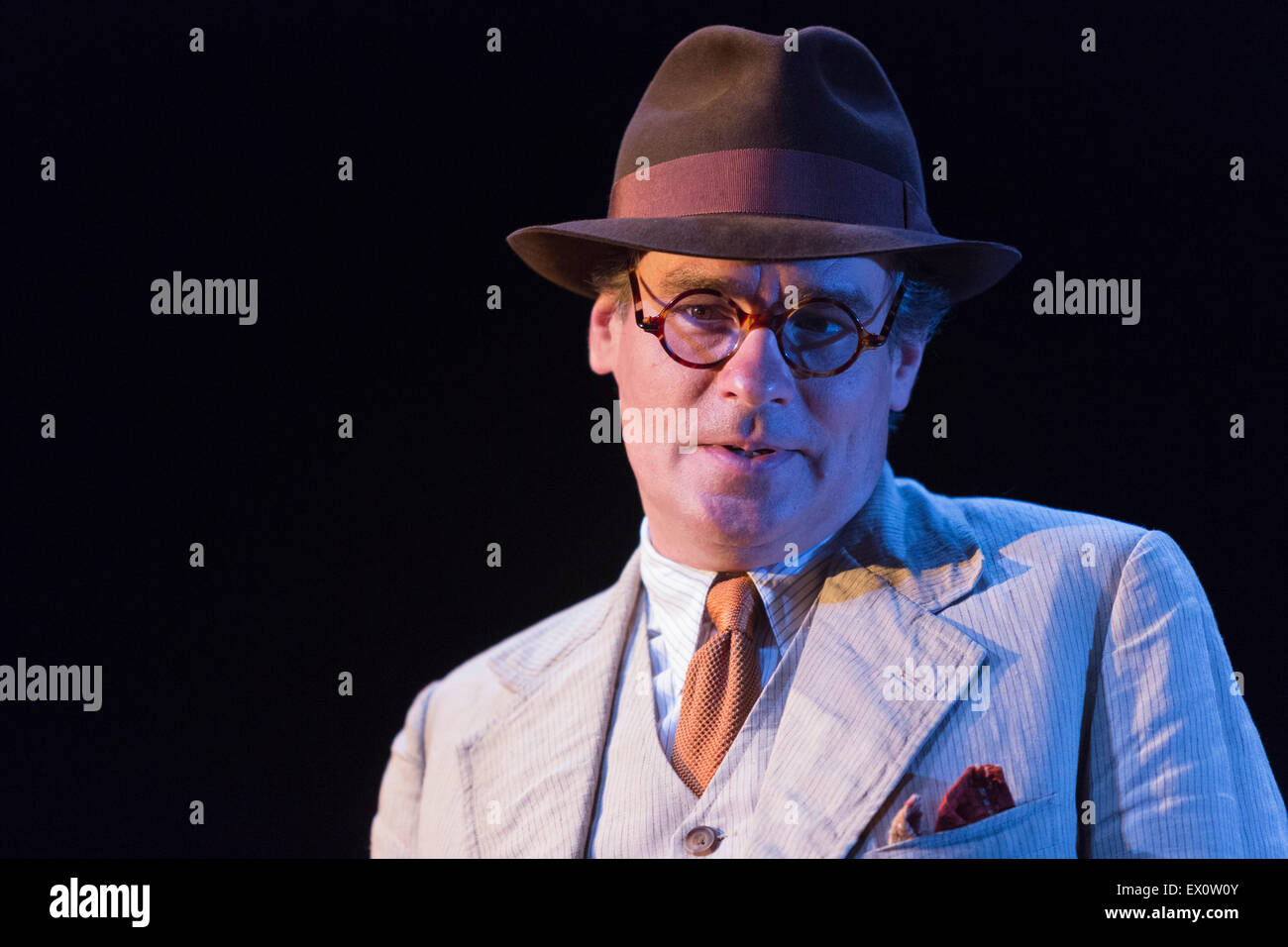 Atticus finch scout hi-res stock photography and images - Alamy