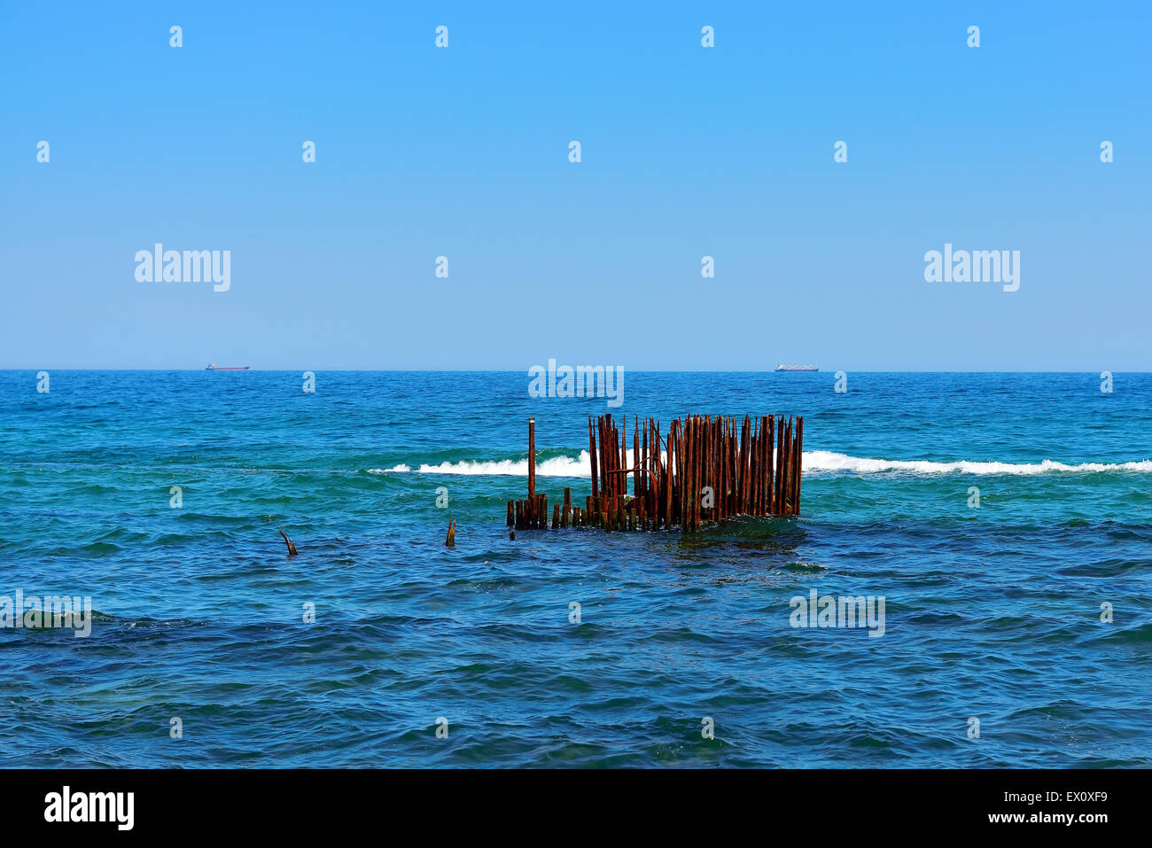 Pier sky water hi-res stock photography and images - Alamy