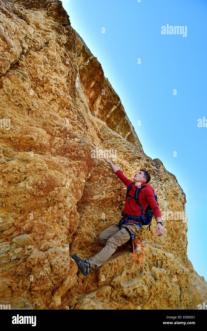 Altitude mountain climbing hi-res stock photography and images - Alamy