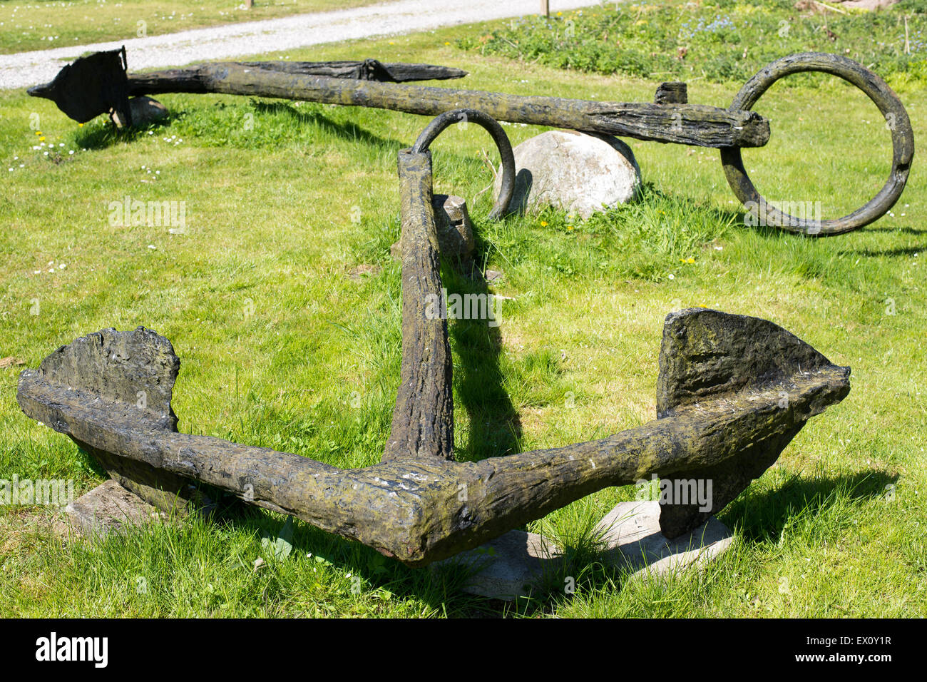 Old anchors hi-res stock photography and images - Alamy