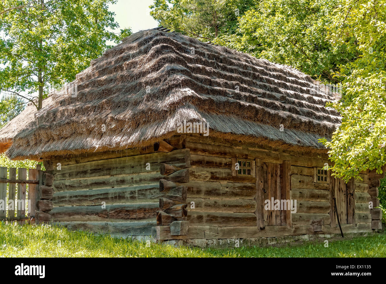 Open air shed hi-res stock photography and images - Alamy