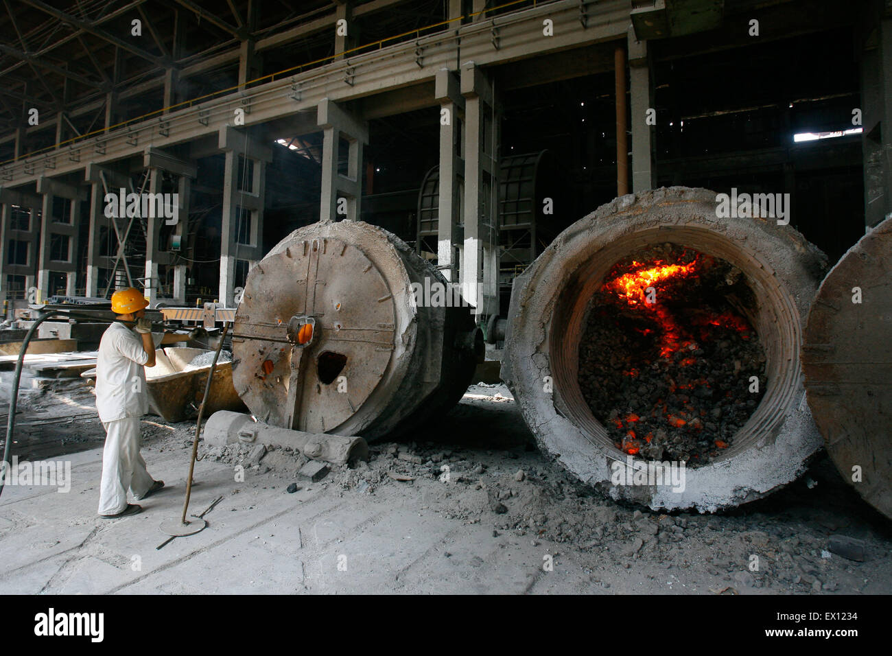 Wuhan Iron And Steel High Resolution Stock Photography and Images - Alamy
