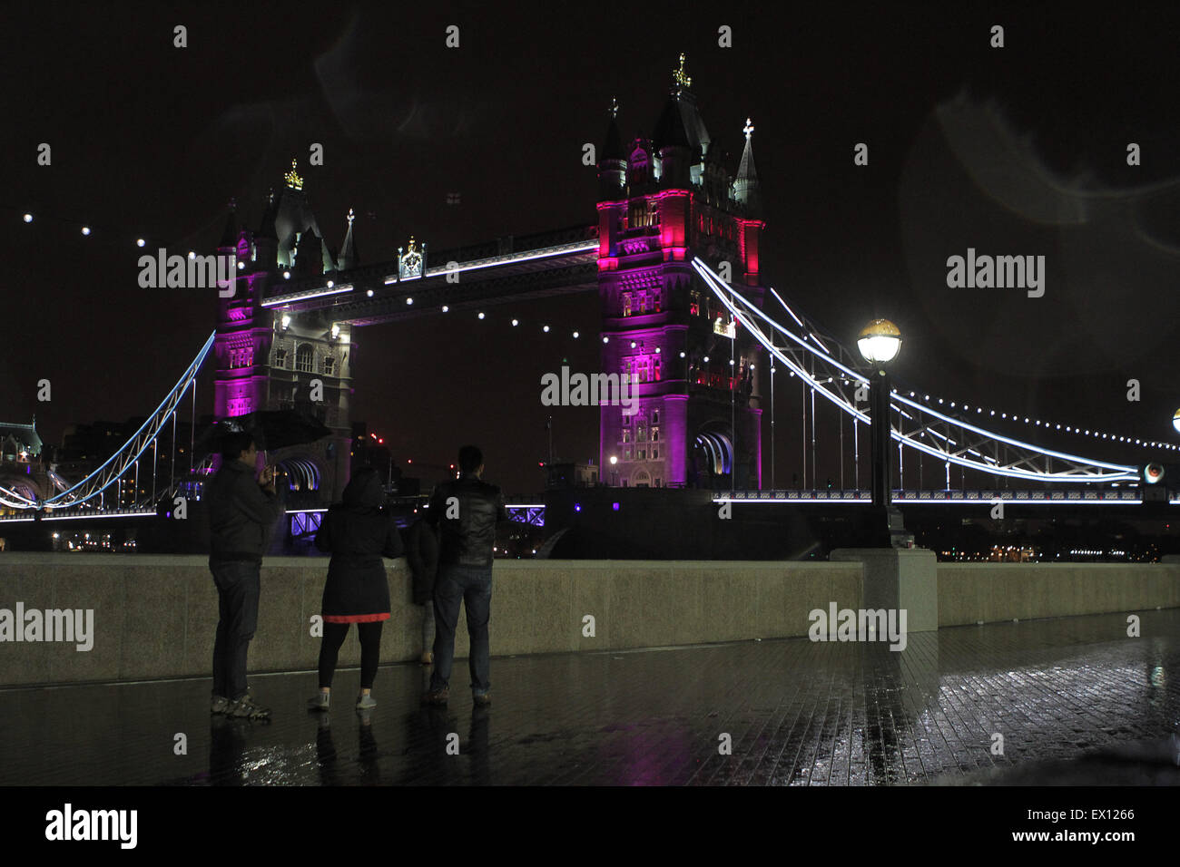 Tower Bridge turned a shade of pink to celebrate the birth of the ...