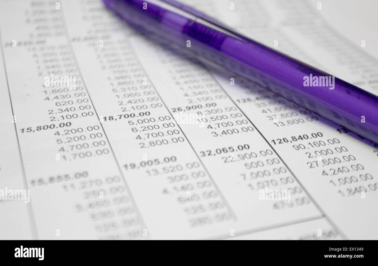 Financial statement hi-res stock photography and images - Alamy
