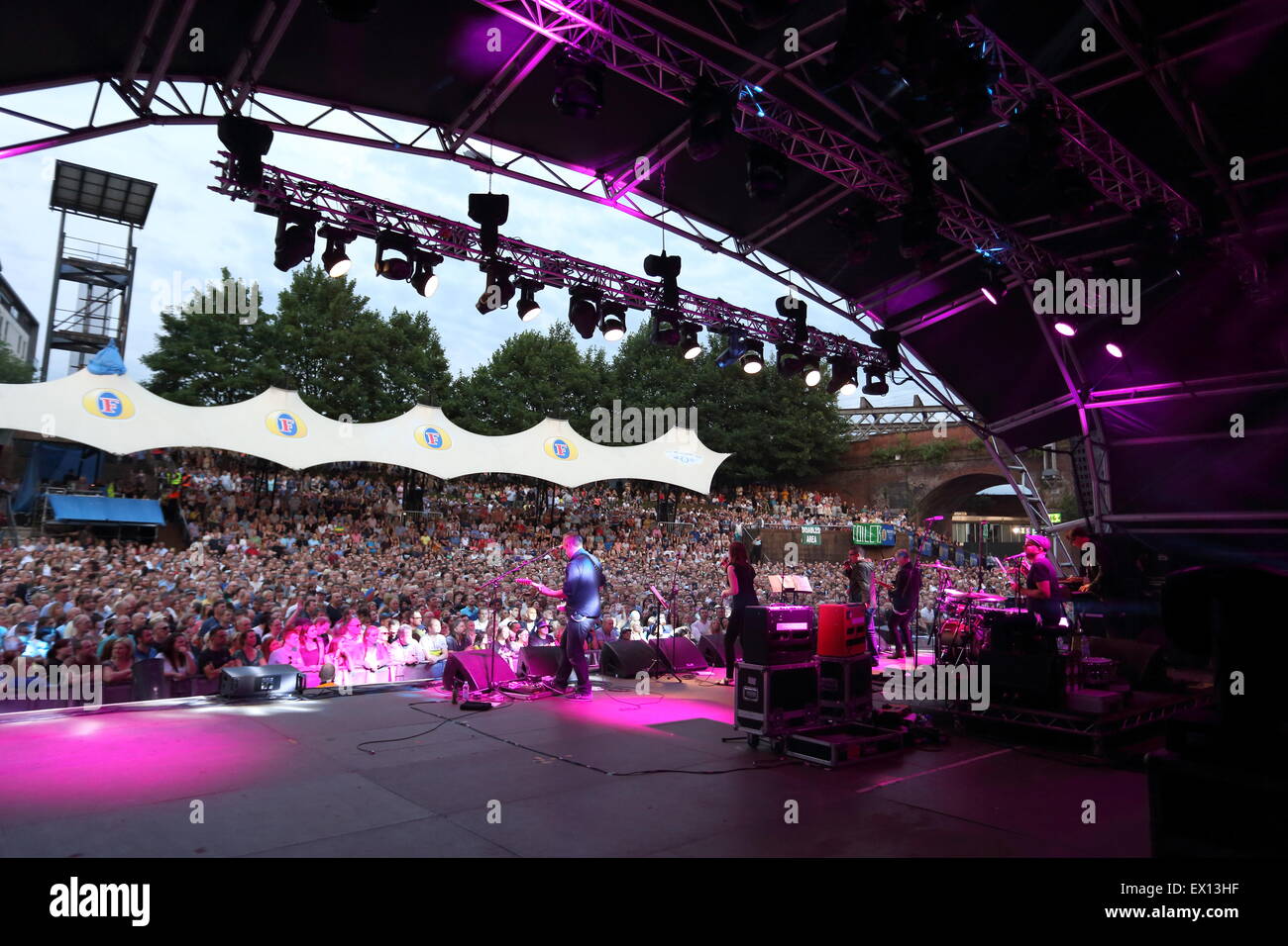 Castlefield bowl hi-res stock photography and images - Alamy