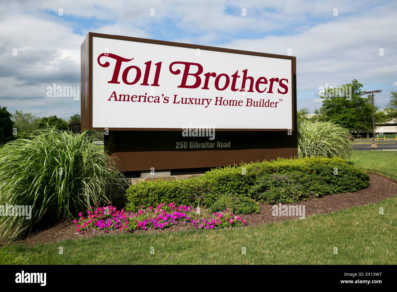 A logo sign outside of the headquarters of Toll Brothers, Inc., in ...