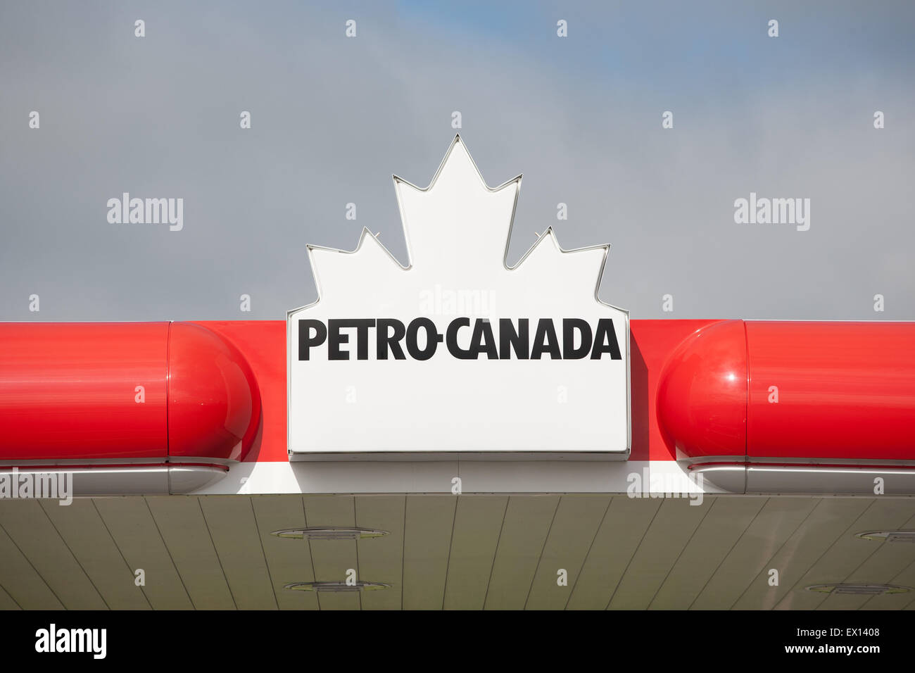 Petro Canada Gas Station Sign High Resolution Stock Photography and ...