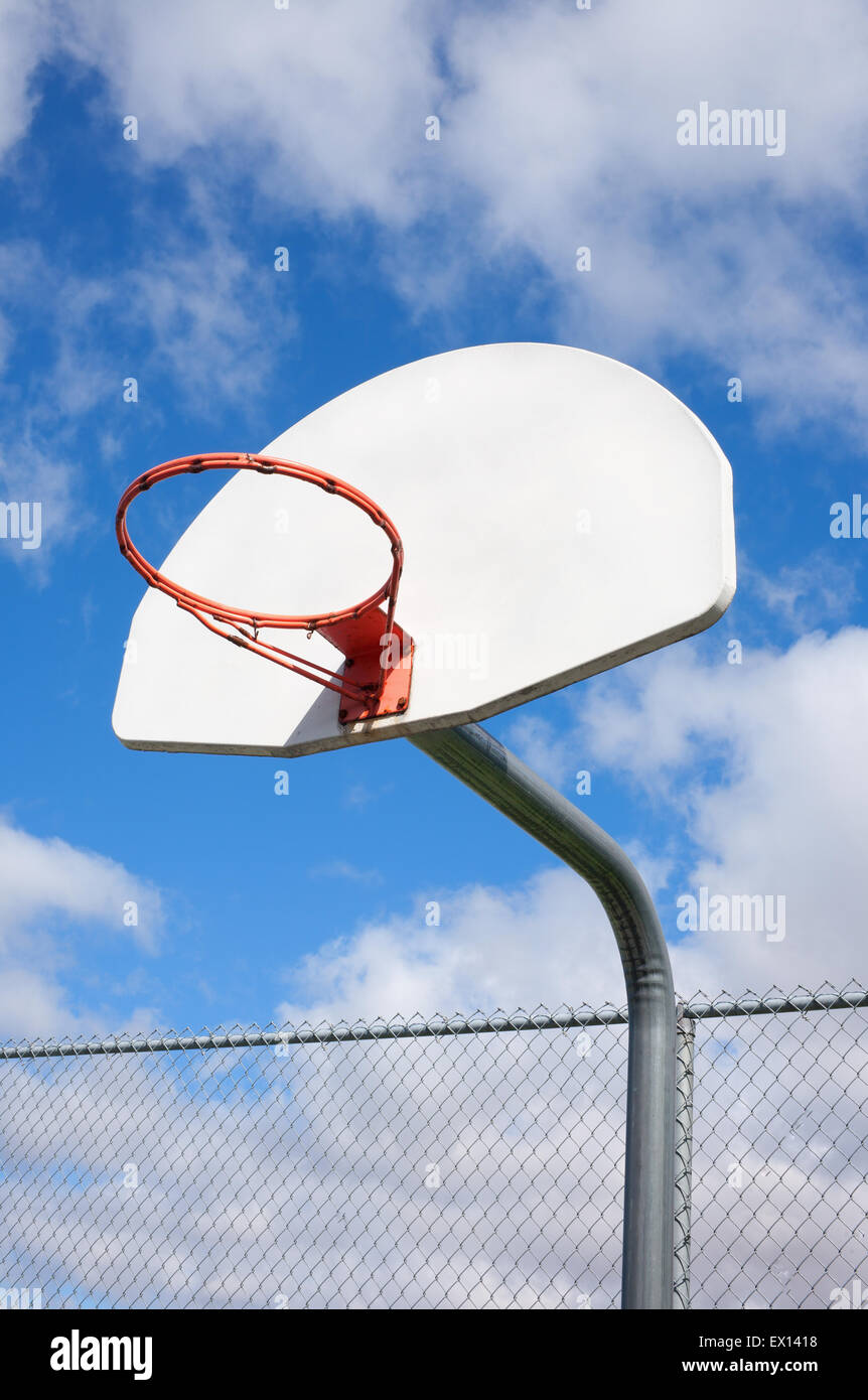 Basketball hoop hi-res stock photography and images - Alamy