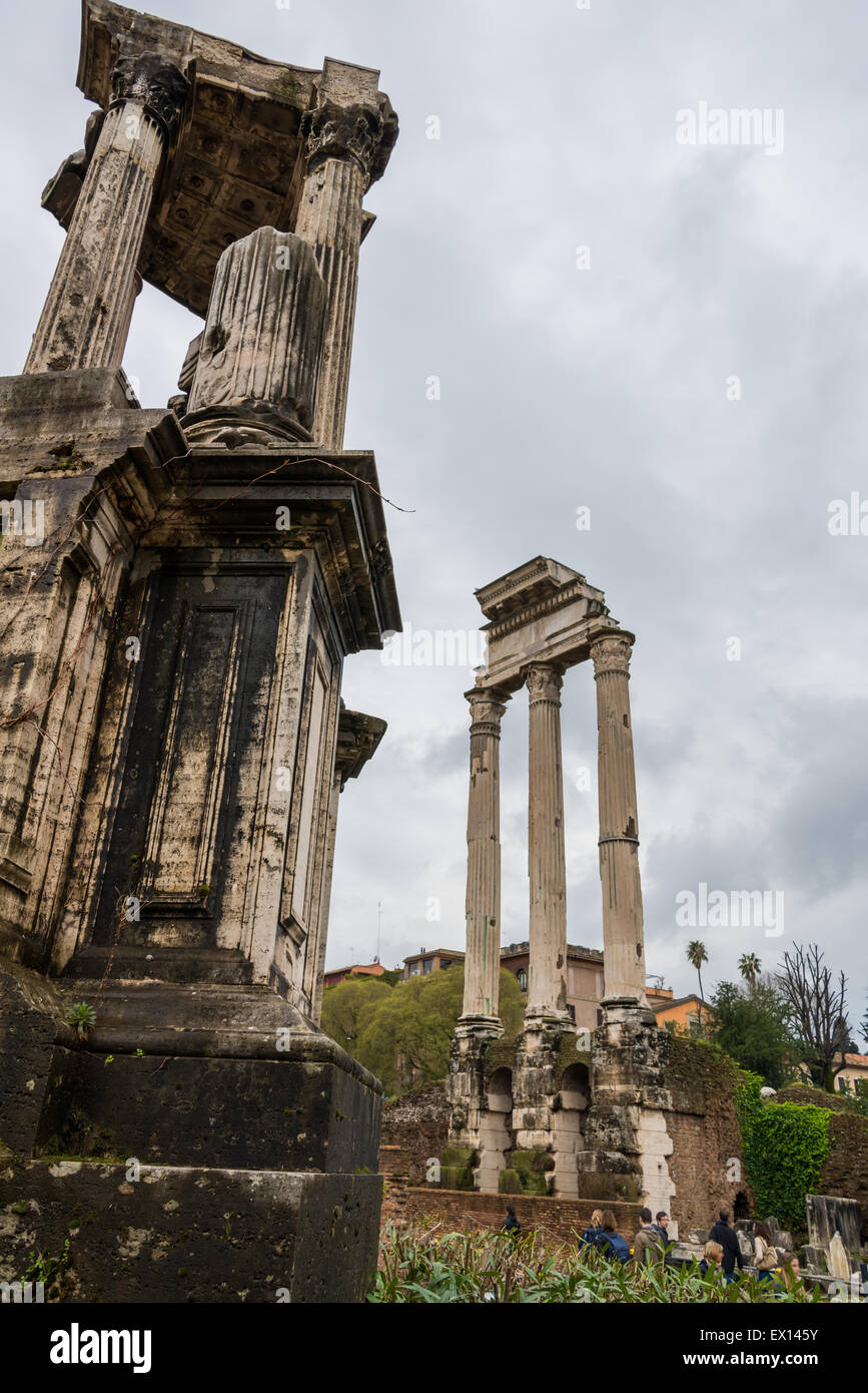 Temple of castor and pollux hi-res stock photography and images - Alamy