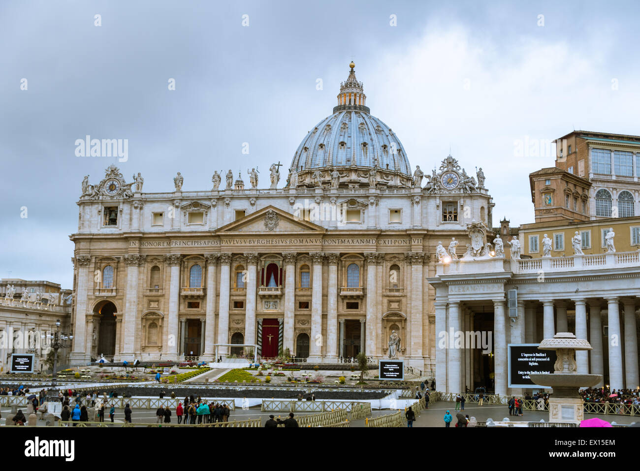St. Peter's Square Stock Photo - Alamy