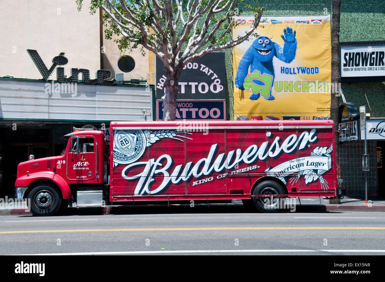 Budweiser beer delivery truck hi-res stock photography and images - Alamy