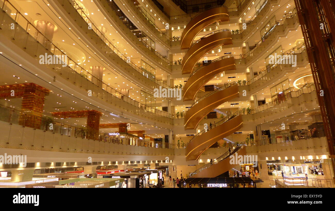 Modern Shopping Center Shanghai China Stock Photo - Alamy