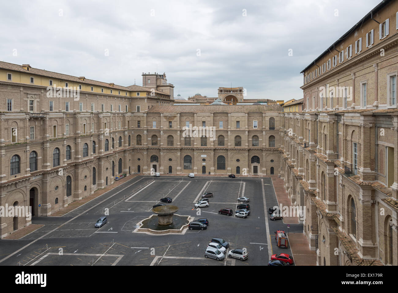 Vatican buildings hi-res stock photography and images - Alamy
