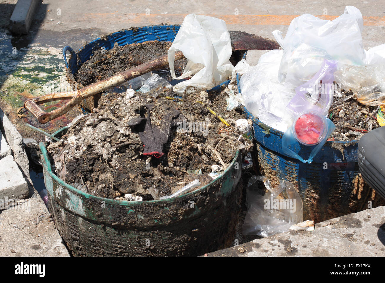 Garbage dump yard hi-res stock photography and images - Alamy