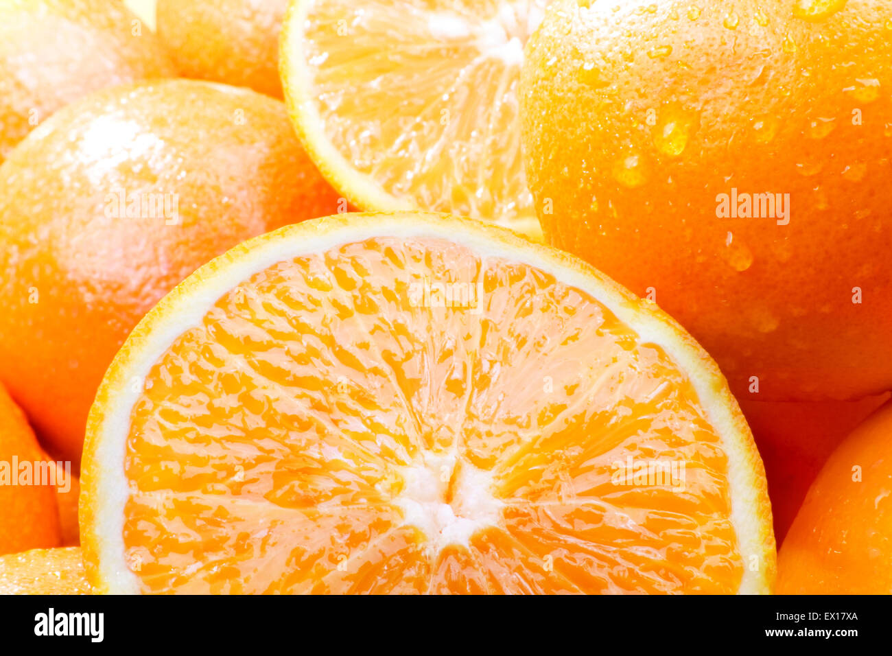 Orange sliced in half hi-res stock photography and images - Alamy