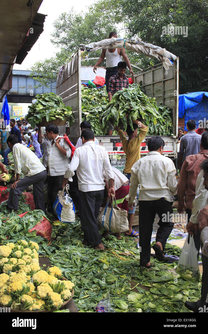 Aug. 22, 2014 - 22 aug 2014 - Mumbai, India :.A private vegetable ...