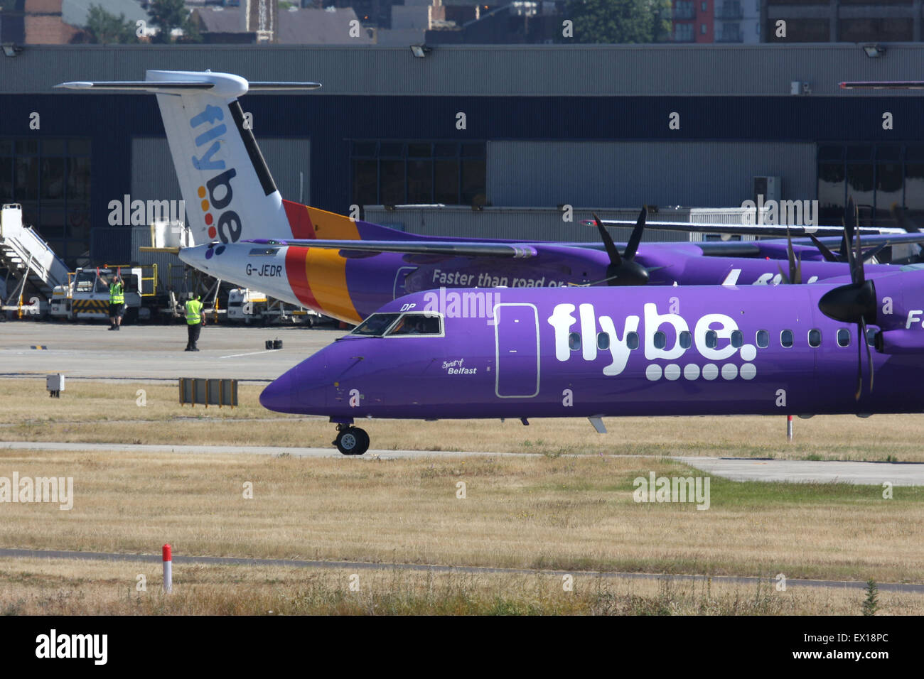 Flybe plane london city hi-res stock photography and images - Alamy