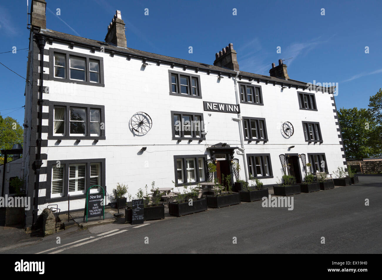Clapham village yorkshire dales hi-res stock photography and images - Alamy