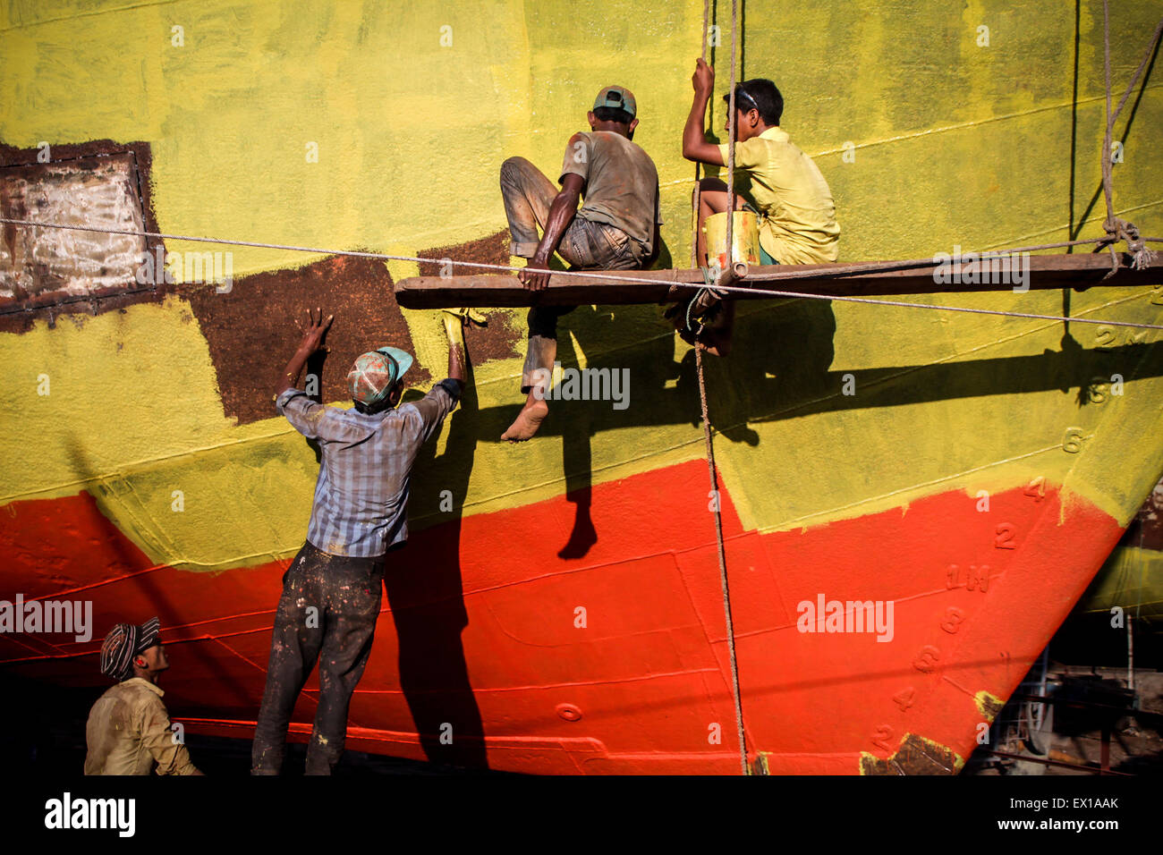 Dhaka, Bangladesh. 02nd July, 2015. Shipyard workers working on ...