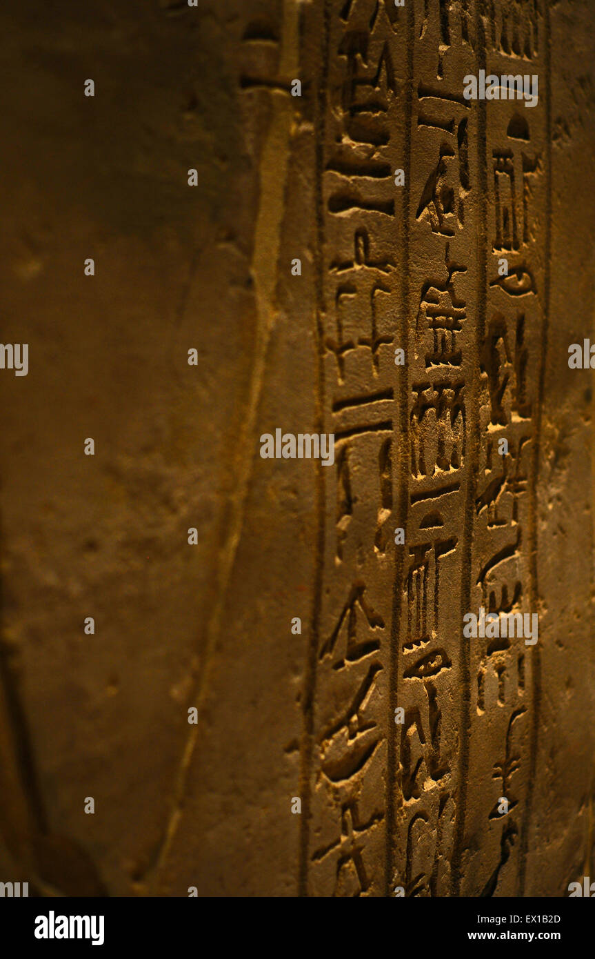 Hyroglyphs hi-res stock photography and images - Alamy