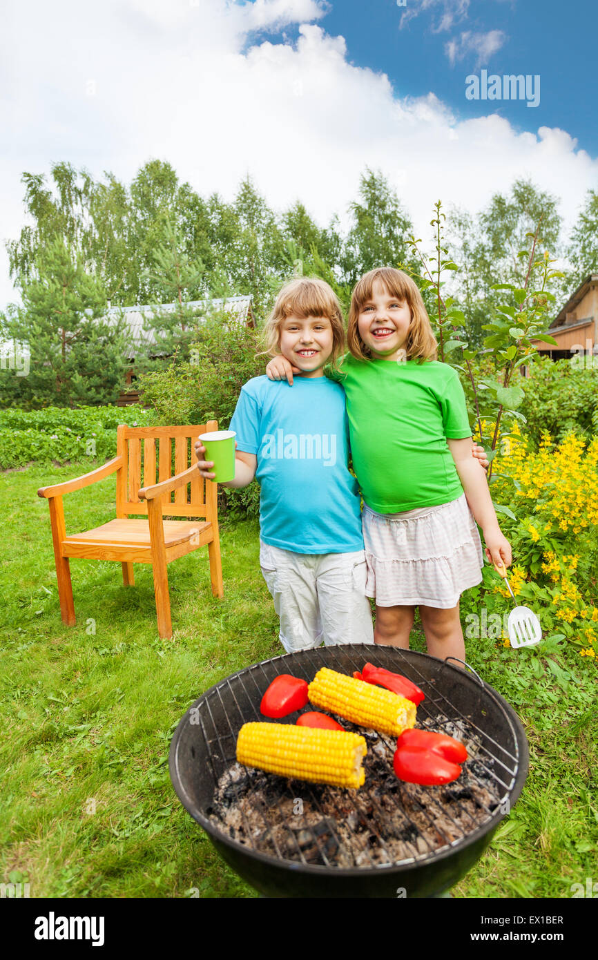 Bbq stand hi-res stock photography and images - Alamy