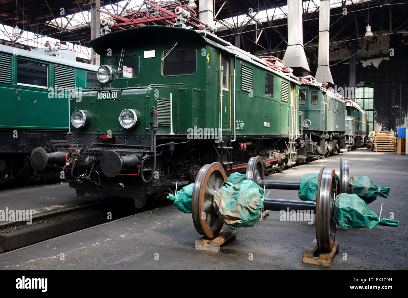 obb electric locomotive das heizhaus railway museum austria Stock Photo ...