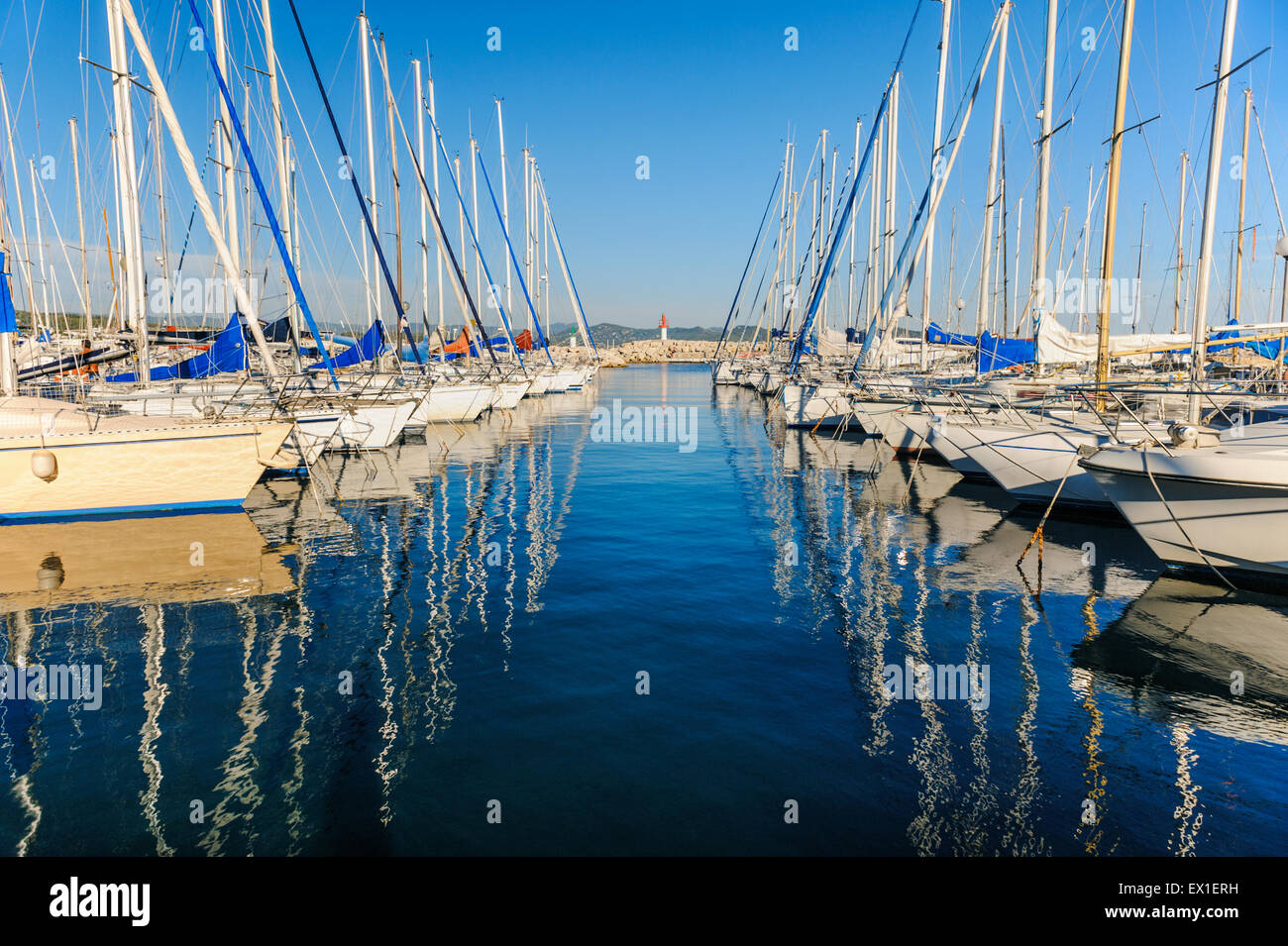 Large yacht hi-res stock photography and images - Alamy