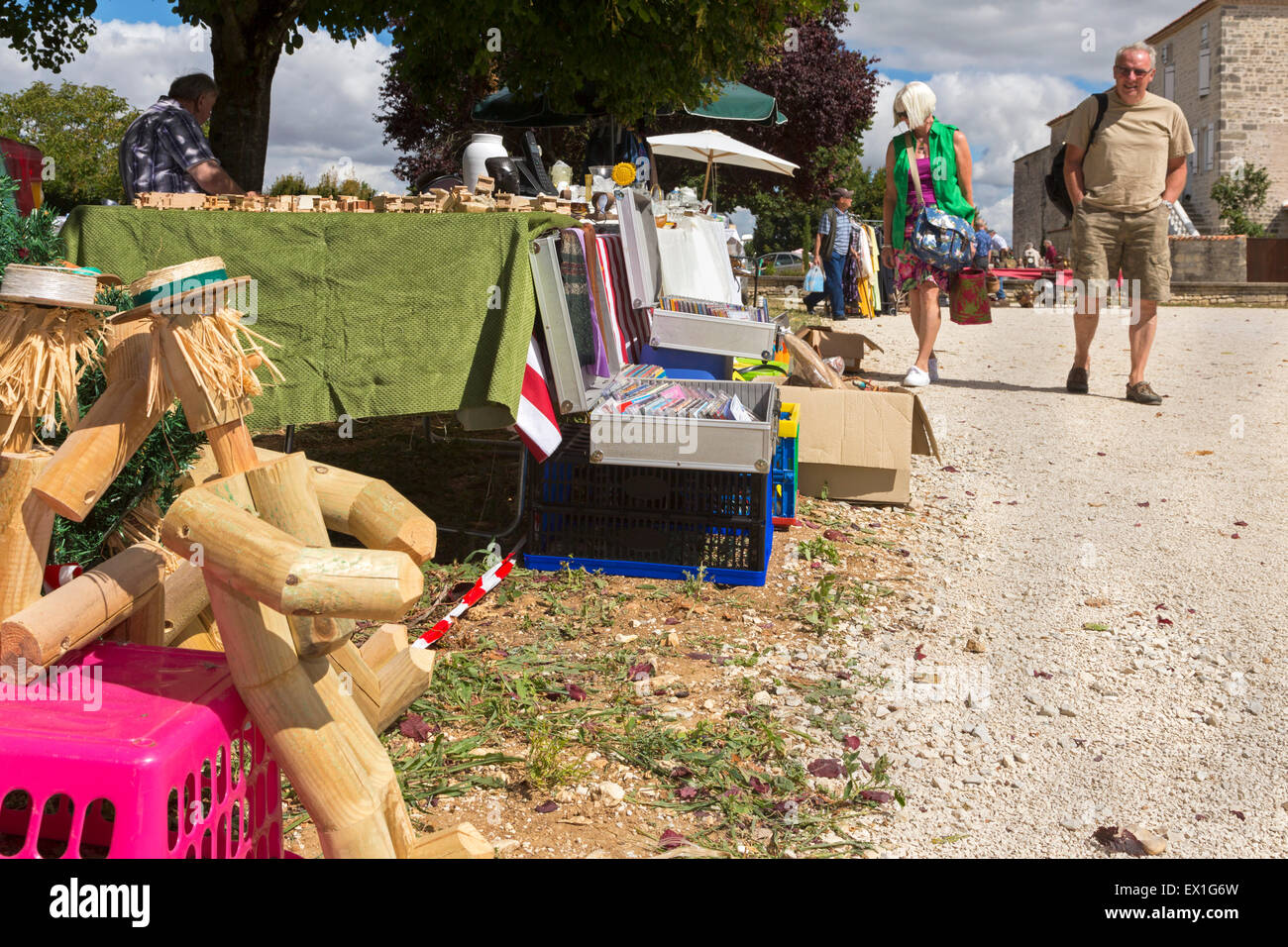 Brocante france hi-res stock photography and images - Alamy