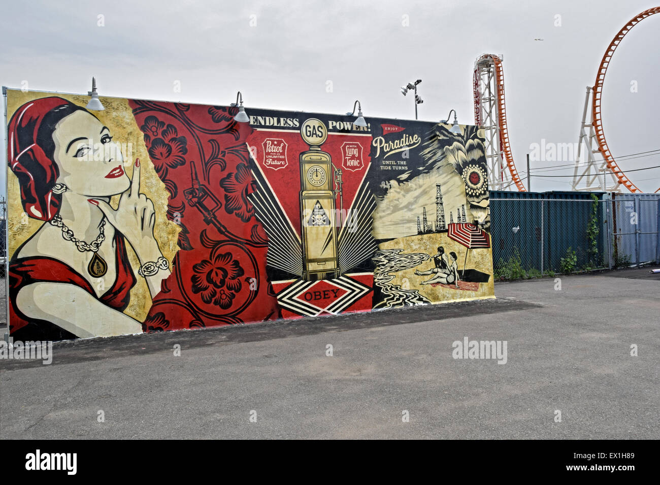 One of the 30 or so CONEY ART WALLS in Coney Island, Brooklyn, New York ...