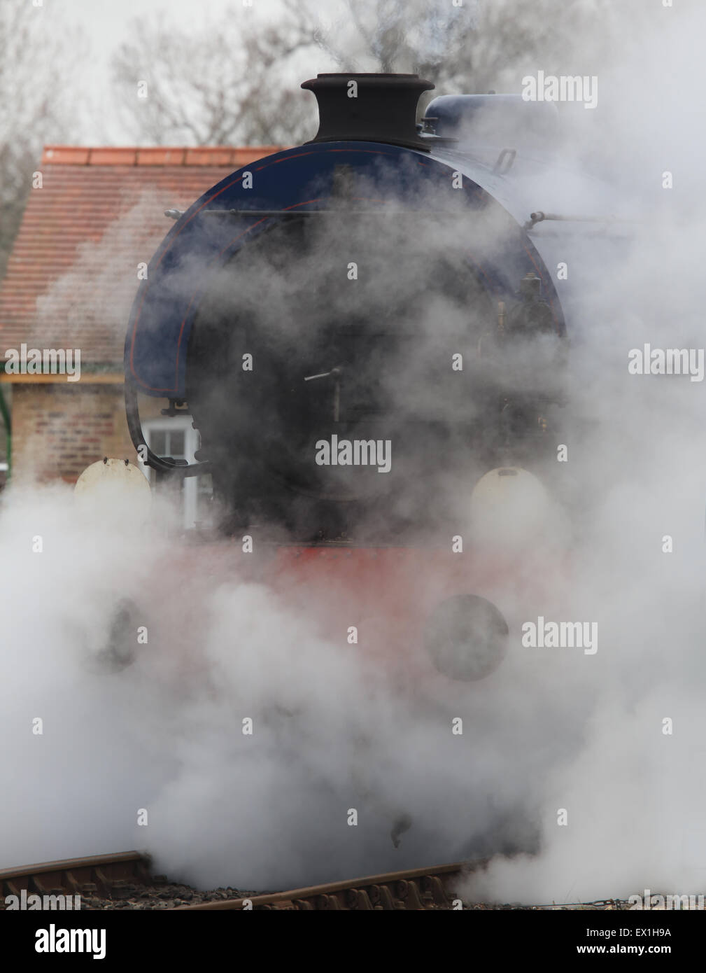 Steaming saddle tank steam locomotive isle hi-res stock photography and ...