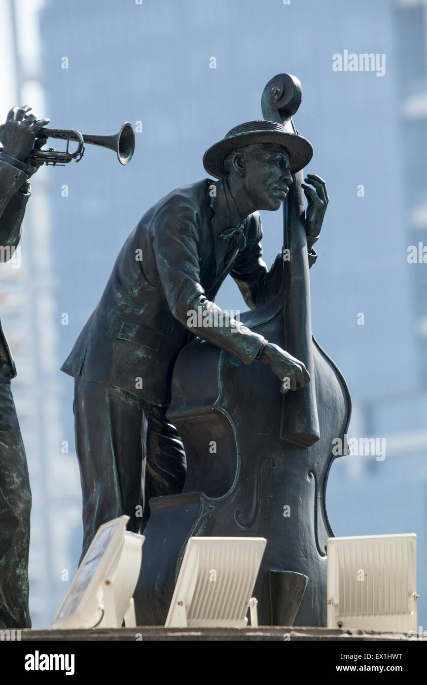 Sculpture Of Jazz Musicians High Resolution Stock Photography and ...