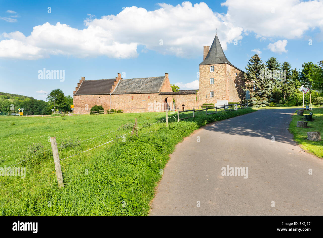 Fortified road hi-res stock photography and images - Alamy