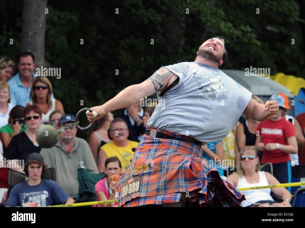 Hammer throw, Scottish highland competition Stock Photo - Alamy