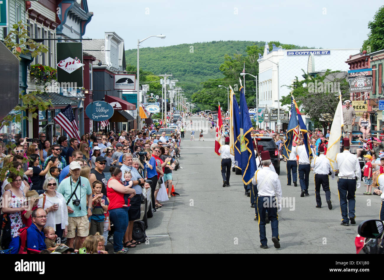 Shriners color guard hi-res stock photography and images - Alamy