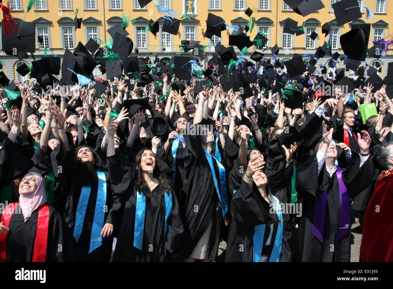Graduation ceremony university germany hi-res stock photography and ...