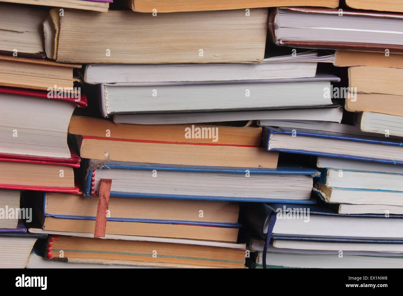 Books stack hi-res stock photography and images - Alamy