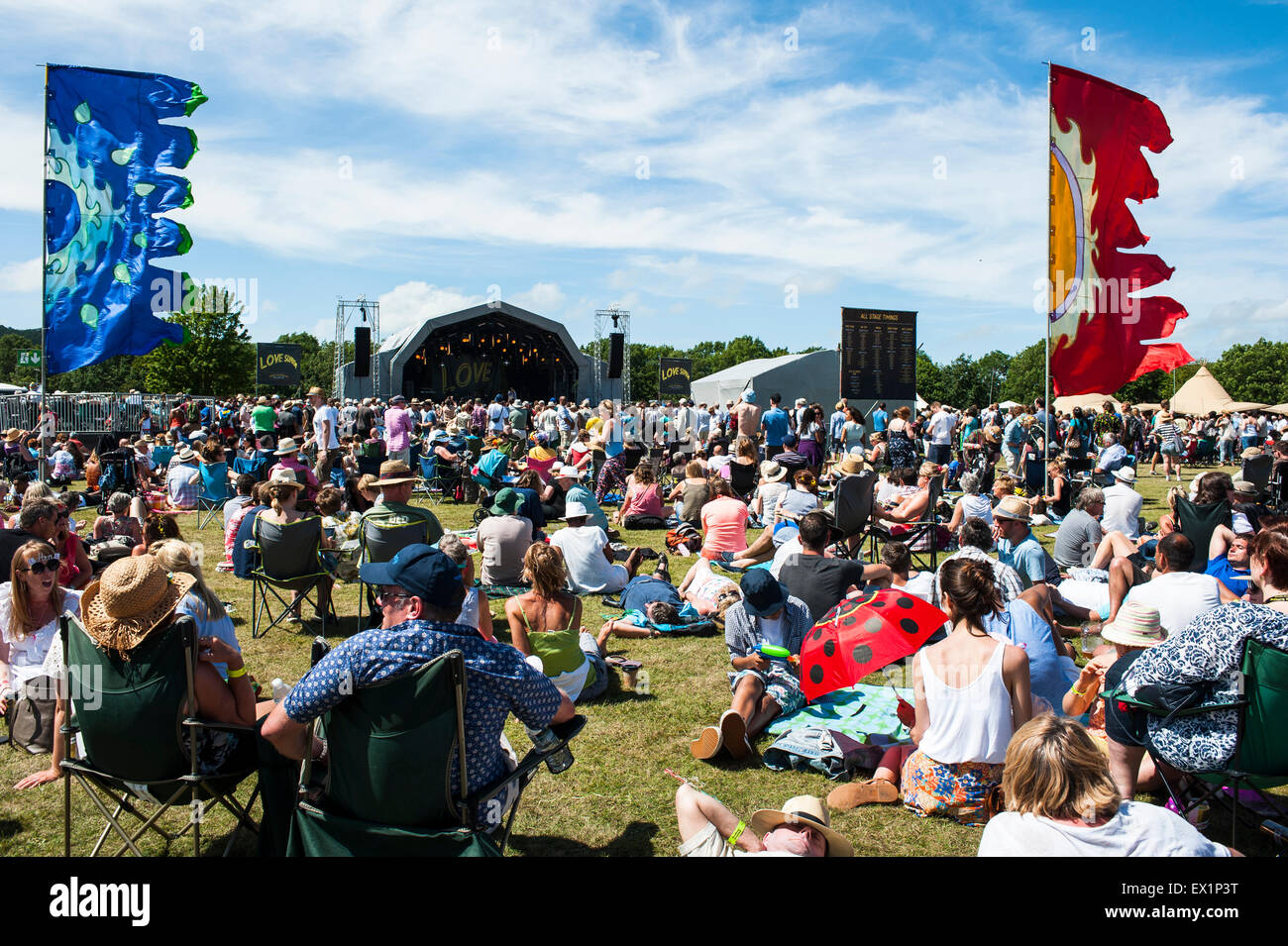 Glynde Place, Sussex, UK, 04th July, 2015. Scenes on the second day of ...