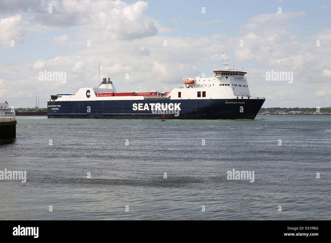 Roro freight ferry hi-res stock photography and images - Alamy