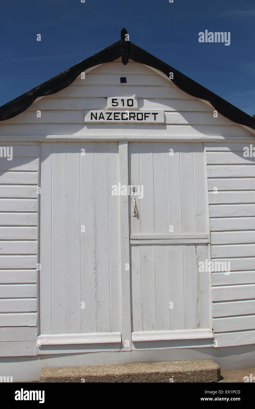 White beach hut hi-res stock photography and images - Alamy