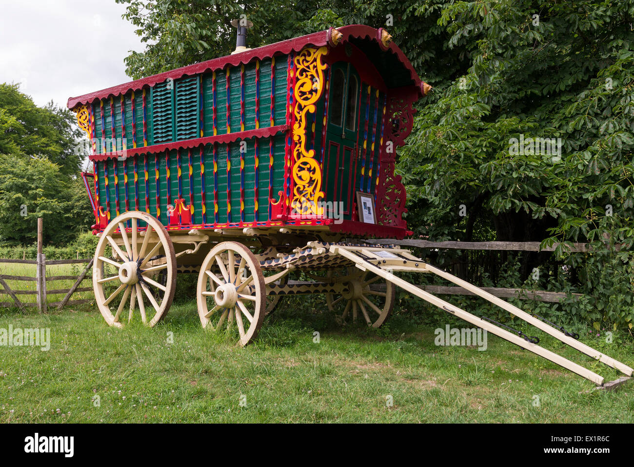 Romany Caravan High Resolution Stock Photography and Images - Alamy