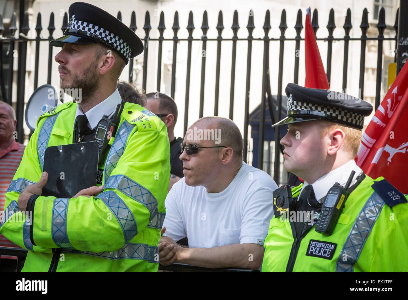 Polish metropolitan police hi-res stock photography and images - Alamy