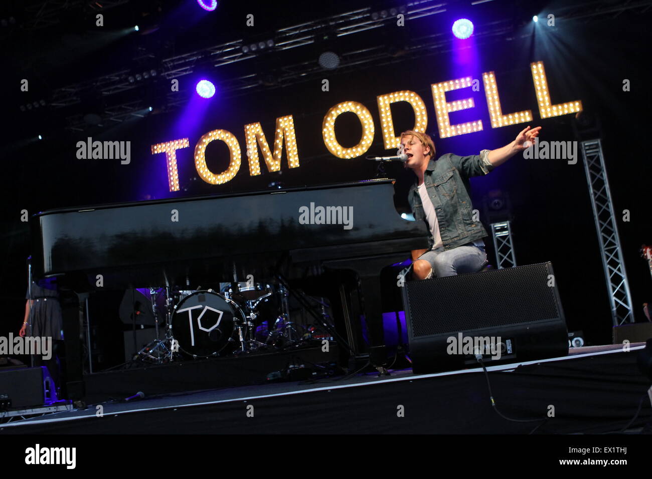 Delamere, UK. 4th July, 2015. Tom Odell performs live at Delamere ...