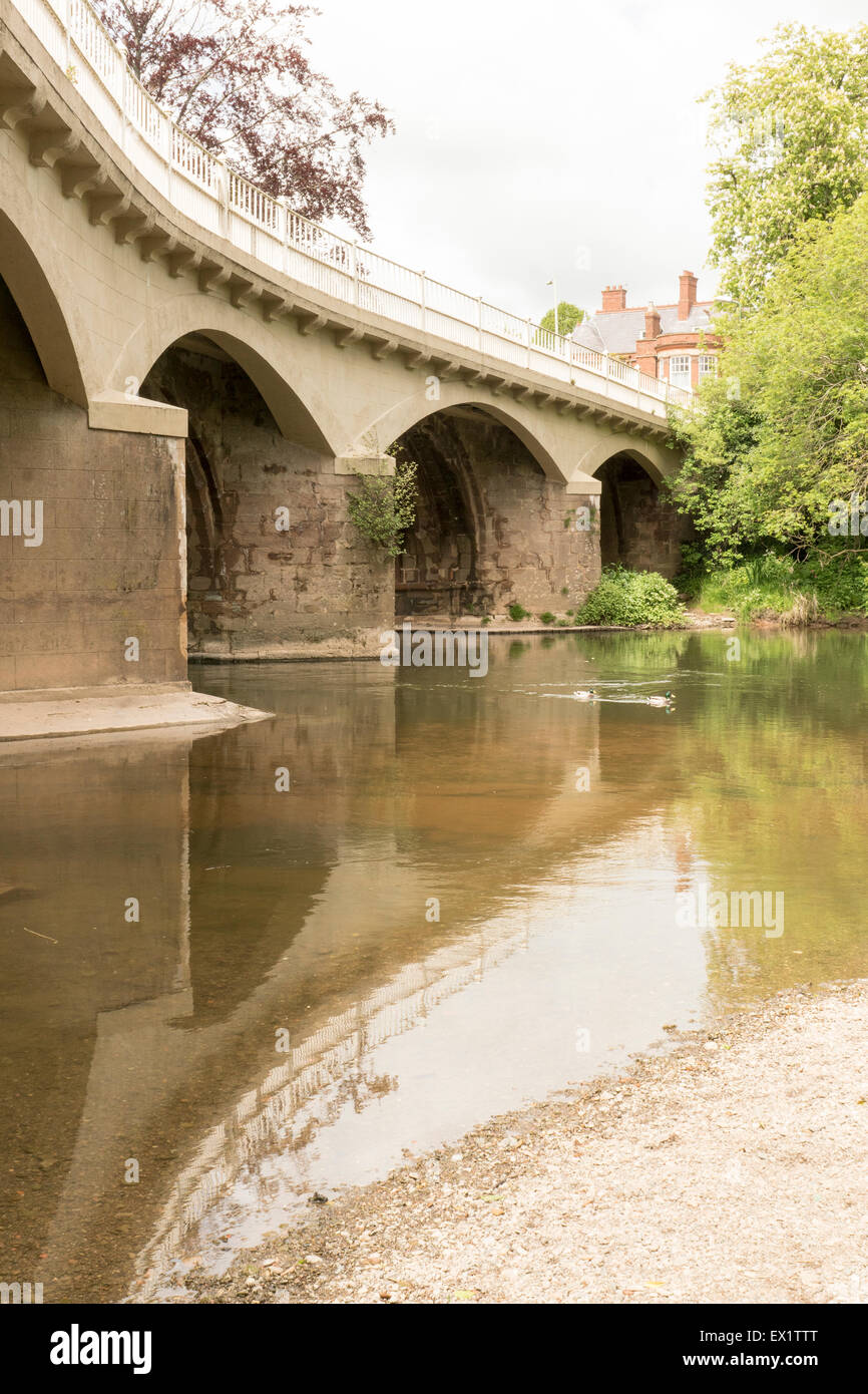 Bridge across the river Teme Tenbury Wells Stock Photo - Alamy