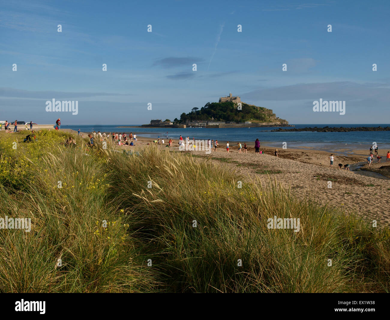 Marazion Beach with St Michael's Mount in the background, Marazion ...