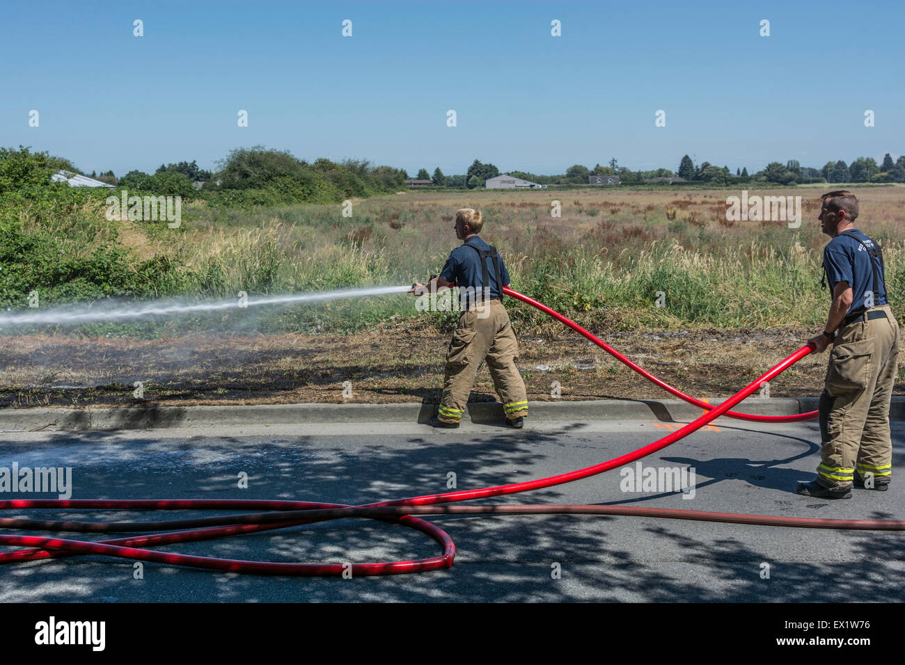 Throwing cigarettes hi-res stock photography and images - Alamy